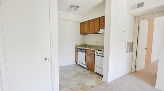 Surf Rider Apartments in Metairie, LA - 1 & 2 Bedroom Apartments For ...